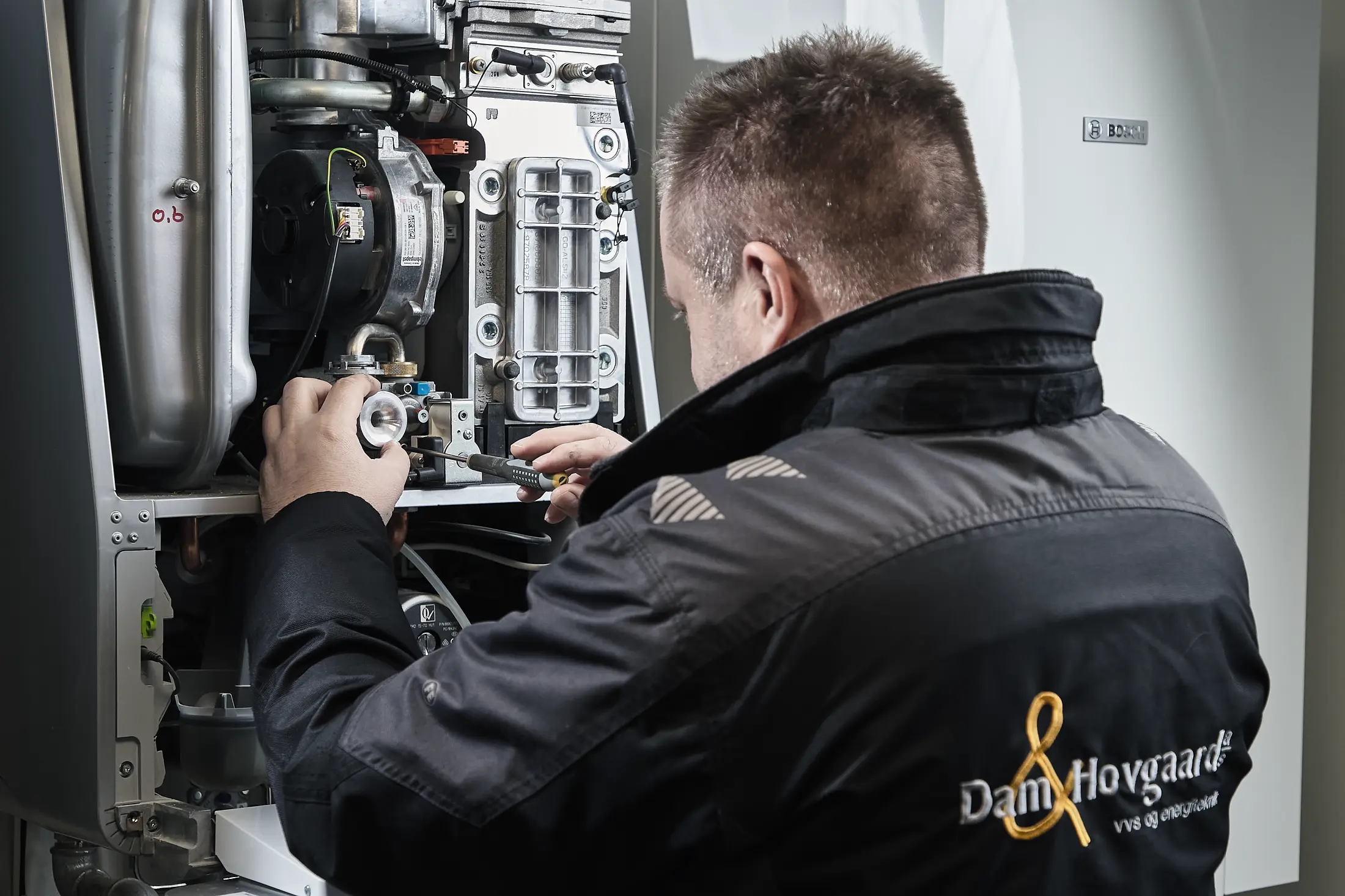 Dam & Hovgaard | VVS i Skive og Salling Tlf. 96 87 55 00